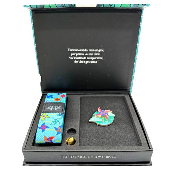 Zox | Jewelry | Zox Its Your Turn Bracelet Box Set Pearl Club Rare 76 ...